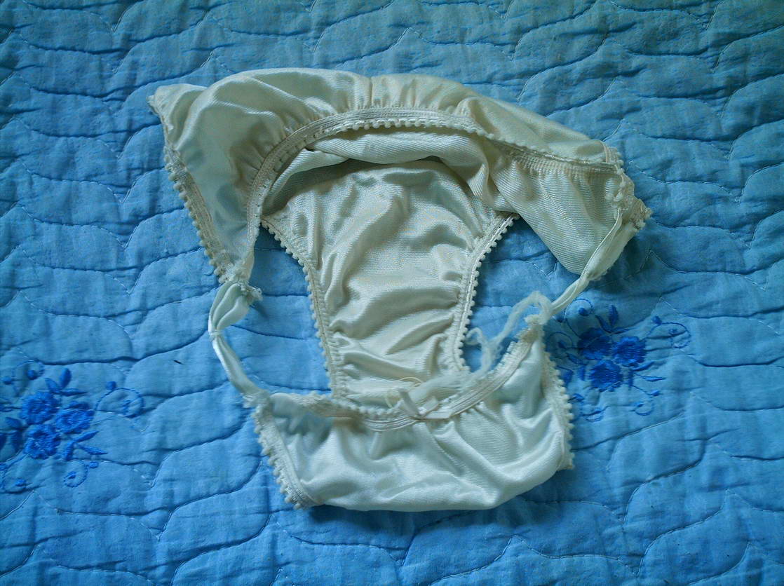 shitagi lovely japanese women and underwear/ 美しい日本語の女性と下着 Category: None